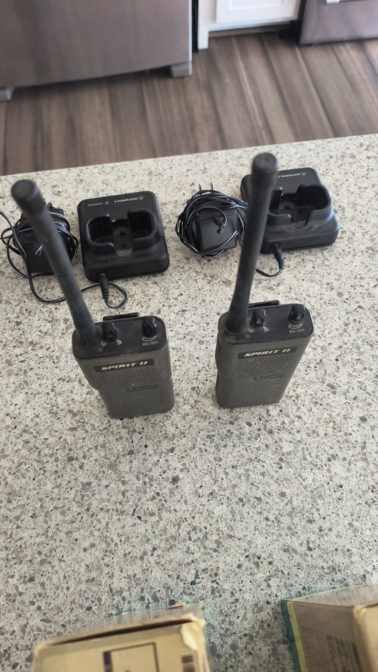 Motorola Spirit II Pro Series 2-Way Radios, Original Boxes, Manual ...