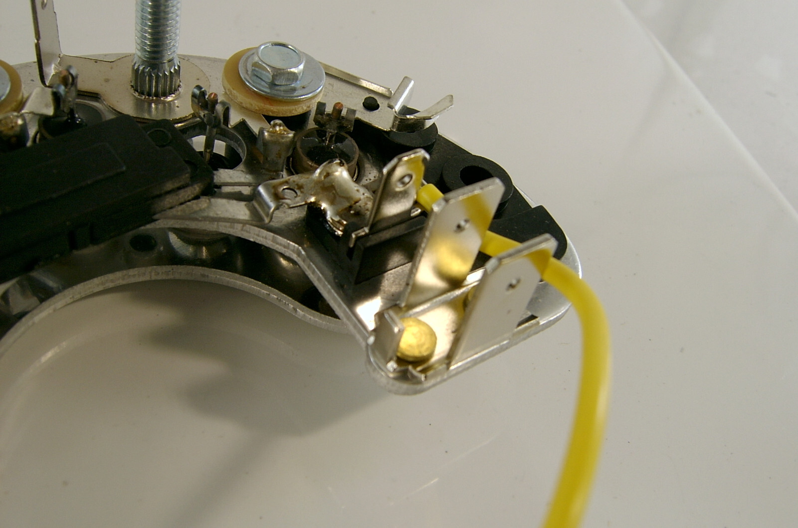 Lucas A127 Type Alternator Kit Rectifier and Regulator Euro Plug 3 ...