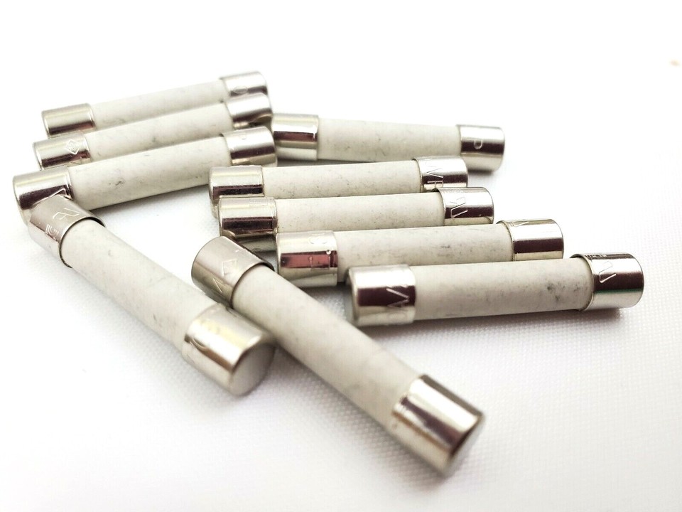 Lot of 10 Littelfuse 3AB 30A Ceramic Fuses 30 Amp 250 Volt Fast Acting ...