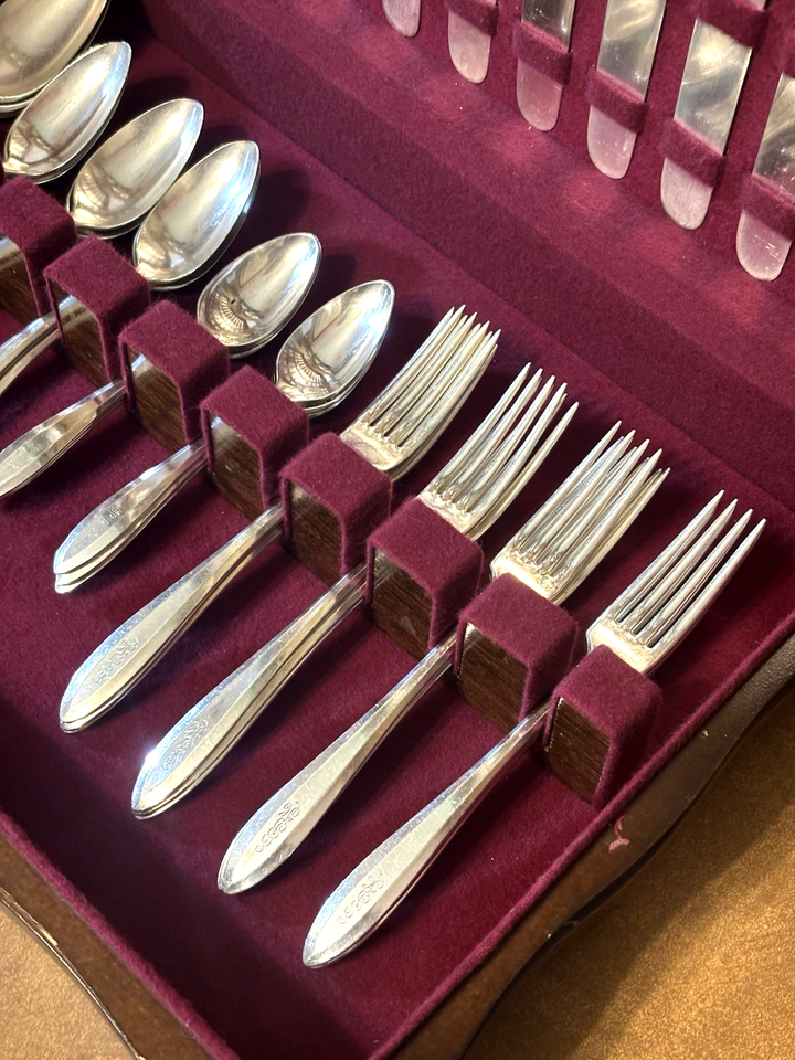 1914 Community Plate PATRICIAN 39 Piece Silverplate Flatware Set | eBay