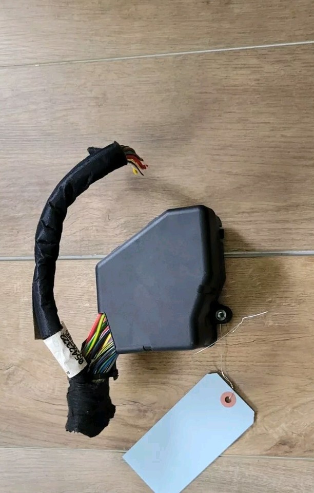 2000 2005 Volkswagen Passat v6 fwd Fusebox Fuse Relay Junction Box Fuse ...