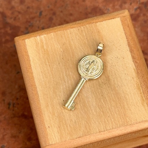 14KT Yellow Gold Solid St Benedict Key Medal Pendant Charm Reversible ...