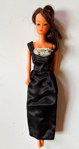 Clone Bild Lilli ~ Barbie Dark Brunette Fashion Doll HK ~ Vintage 11 ...