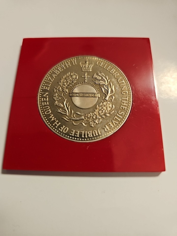 1952-1977 Queen Elizabeth II Silver Jubilee Souvenir Medal | eBay