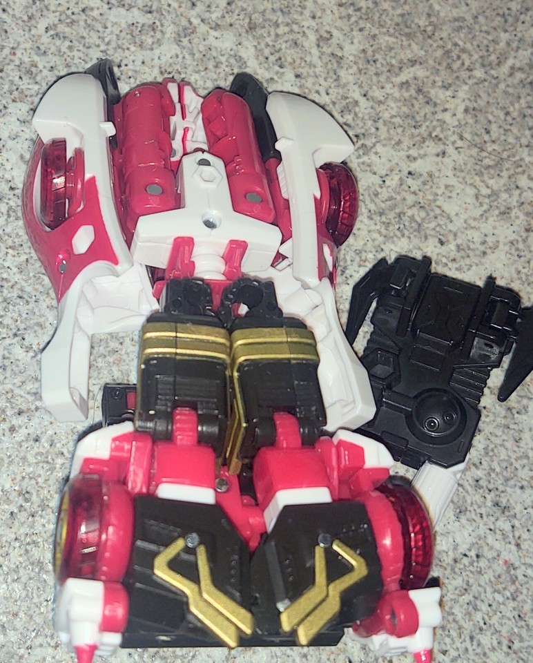 Transformers Legacy Override complete Velocitron 500 Speedia deluxe ...