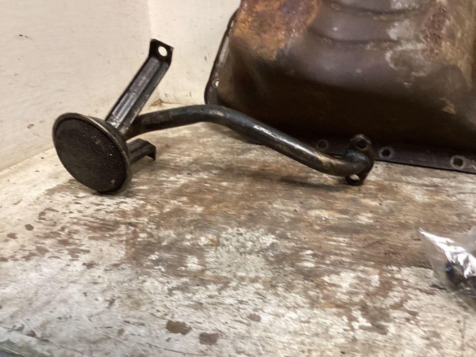 1984-1995 Toyota Truck 4Runner 22R 22RE 2WD Engine Oil Pan Pickup Tube ...