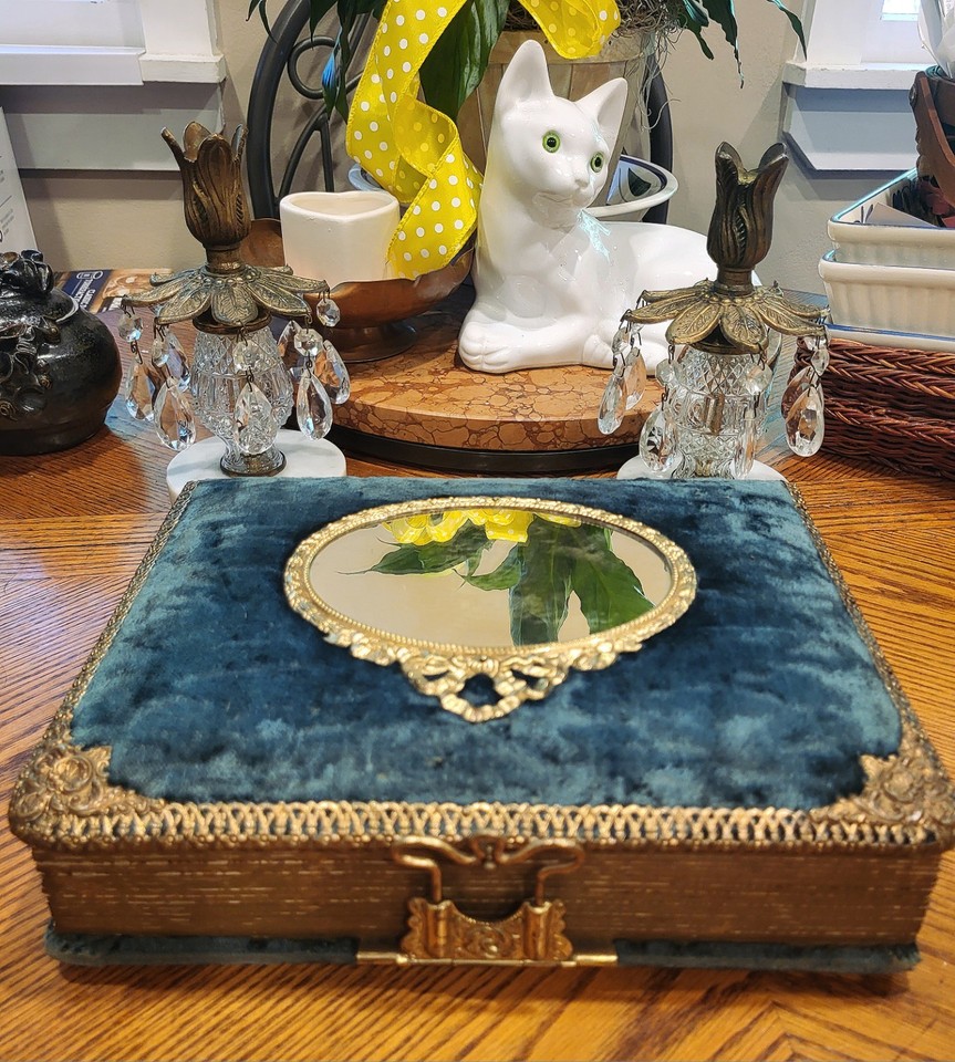 Antique Victorian Photo Album Velvet 63 Cabinet Cards Tintypes Pictures ...