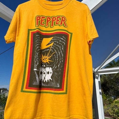 Pepper Band tour concert short sleeve gold color classic shirt KV39903 ...