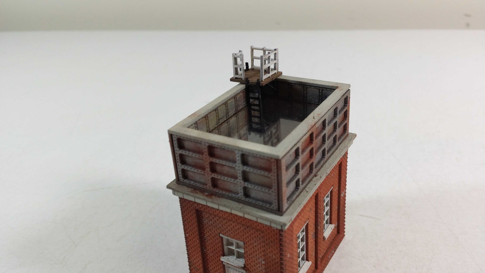 OO Gauge Water Tower Kit for Model Railways (Suits Hornby) - Two Sizes ...