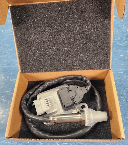 NOx Nitrogen Oxide Sensor For Cummins ISX 3687334 2894941RX 2894941 ...