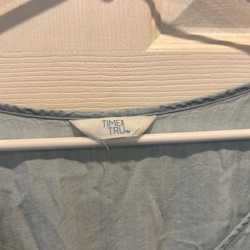 Time and Tru Women's Woven Sleeveless Tank Top Lyocell Light Wash XL ...