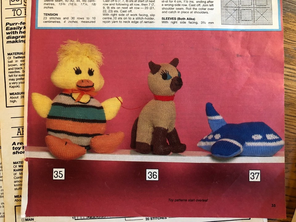 Vintage Toy Knitting Patterns Dog, Siamese Cat, Duck, Finger Puppets ...