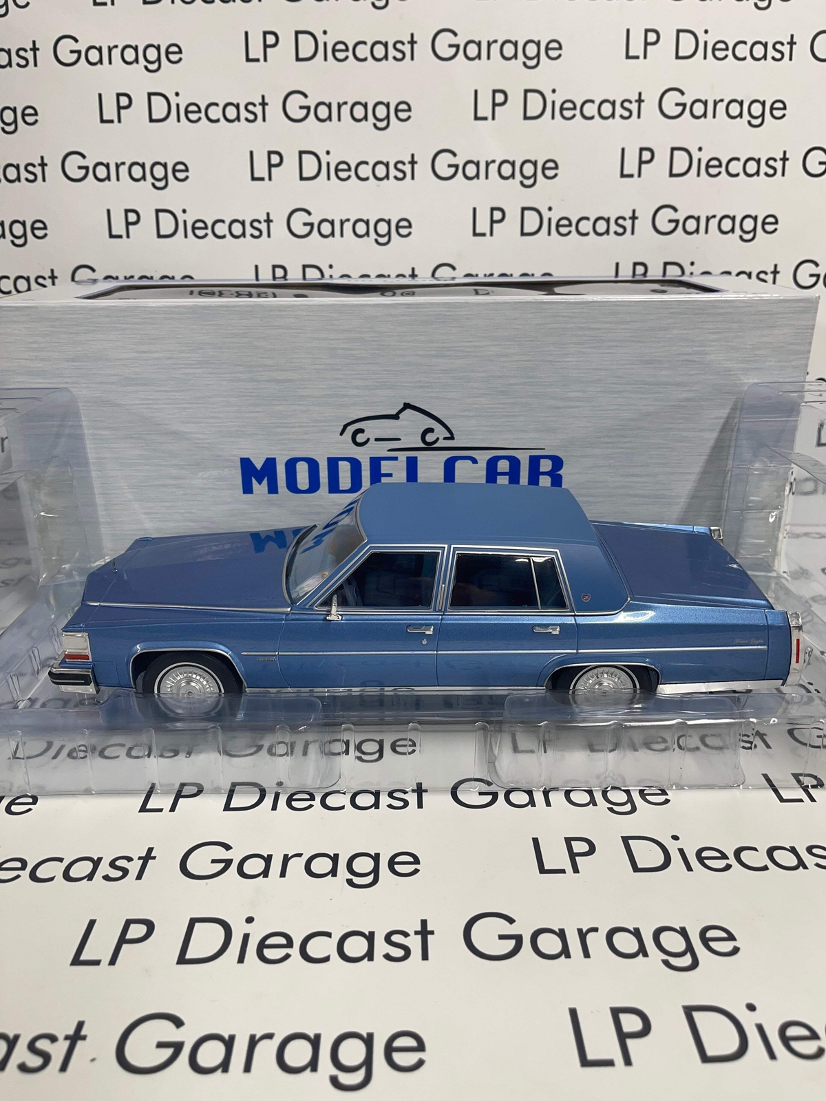 MCG Model Car Group 1982 Cadillac Fleetwood Brougham Blue 1:18 Diecast ...