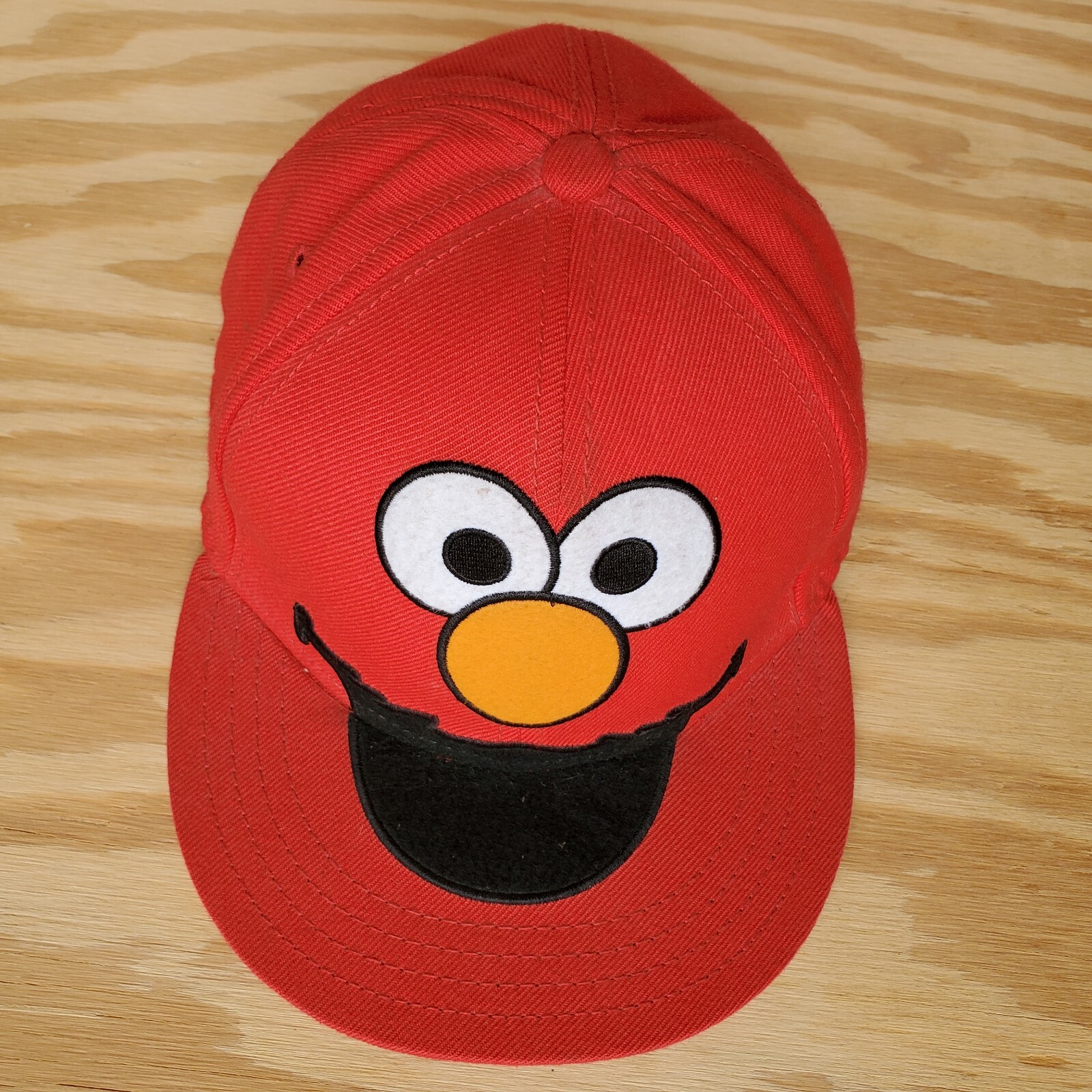 Sesame Street Elmo Hat Fitted Cap Embroidered Face Sm… - Gem
