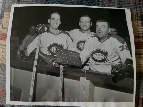 1966 NHL HOCKEY PHOTO GUMP WORSLEY CHARLIE HODGE DICK DUFF GOALIE ...