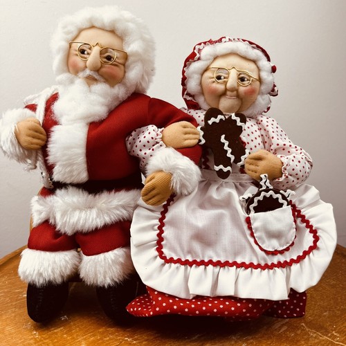 Vtg Mr. Mrs. Claus Handcrafted Holy Carmelite Sisters Europa Holiday ...