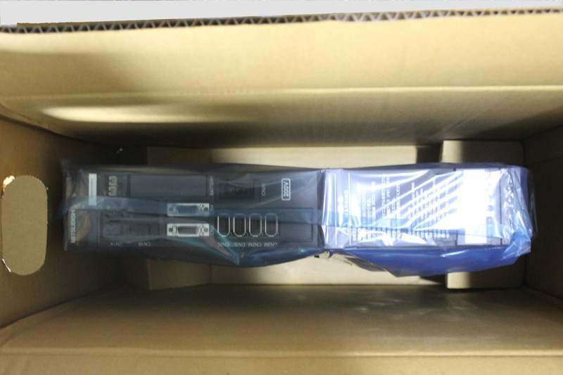 NEW MITSUBISHI SERVO DRIVE UNIT MDS-D-V2-2020 MDSDV22020 FREE EXPEDITED ...