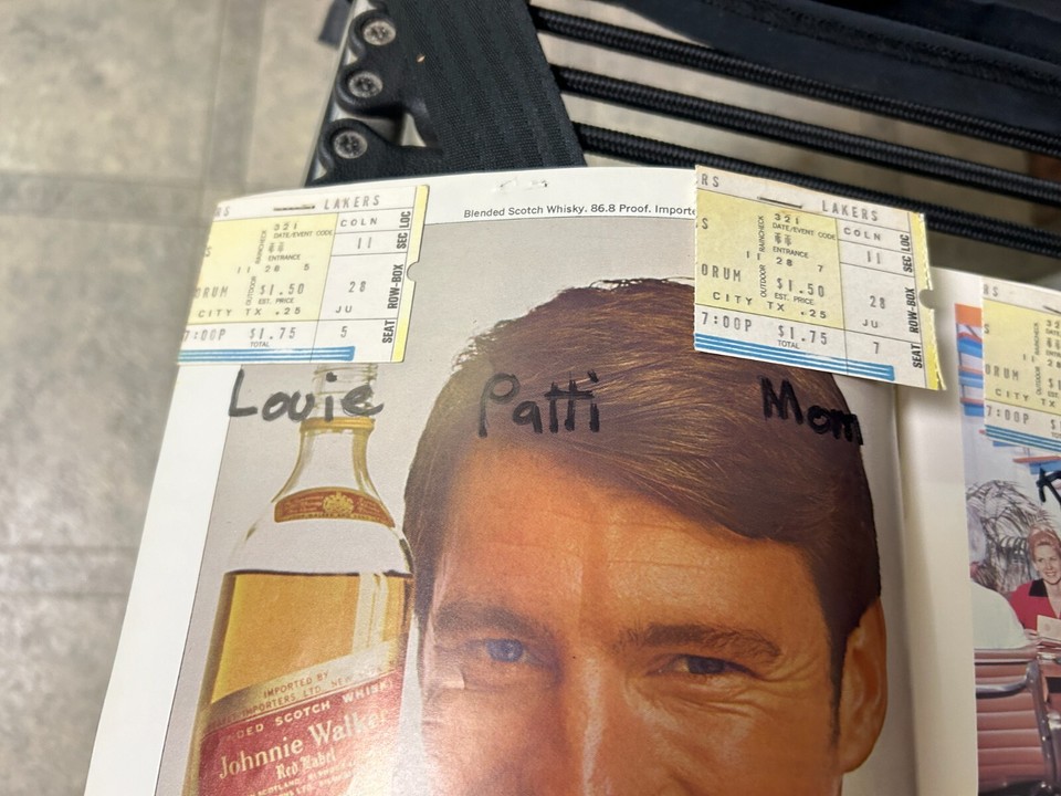 orig. 1970 LOS ANGELES LAKERS NBA PROGRAM v KNICKS w 5 TICKET STUBS ...