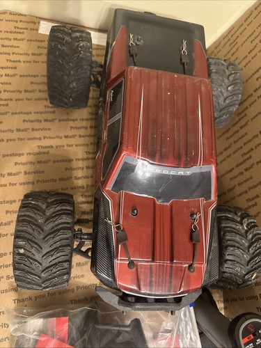 Redcat Dukono RC Monster Truck - 1:10 Brushed Electric Truck RTR ...