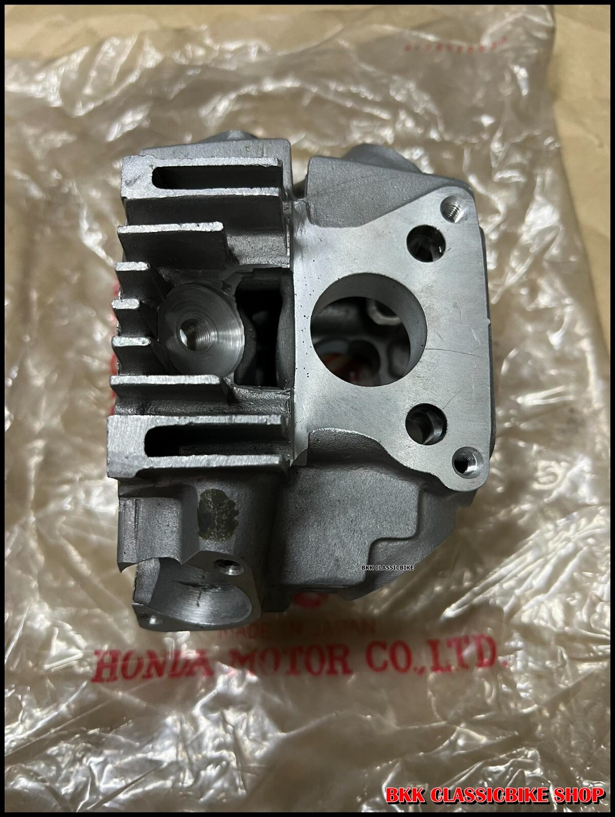 Genuine HONDA 65cc C65 CS65 S65 HEAD CYLINDER P/N 12200-035-601 Japan ...
