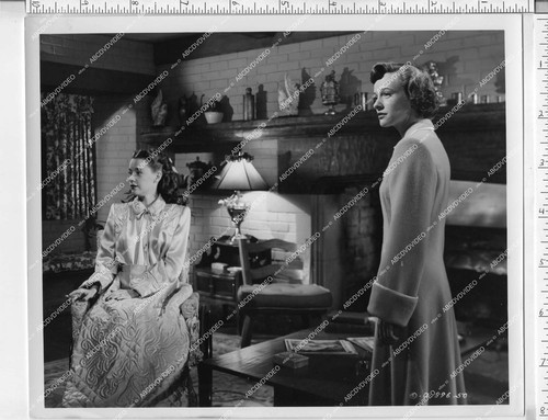 o98754 1948 orig photo Susan Peters, Phyllis Thaxter - film The Sign of ...
