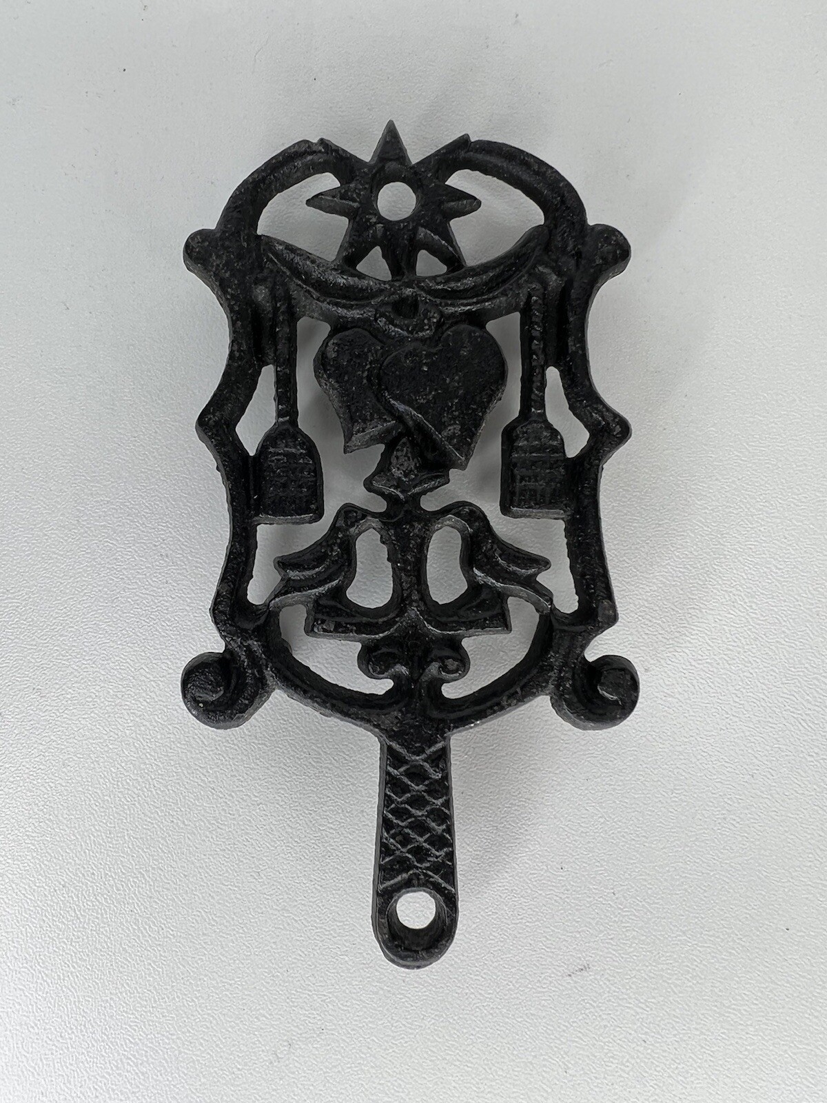 Vintage Wilton Cast Iron Metal Trivet #276 - Star - Birds - Brooms ...