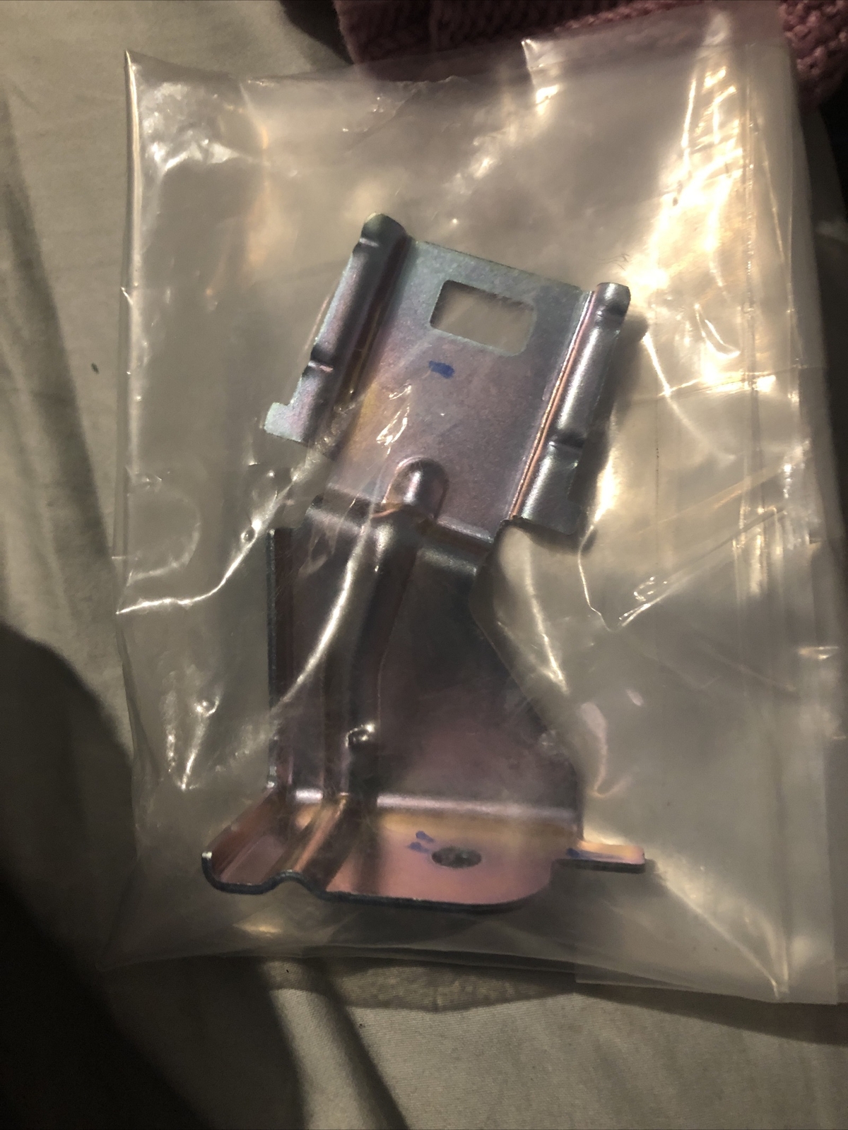 Nissan Bracket 24388-7MA0A Freepost Acc122 To33 Acc88 Acc641 | eBay ...