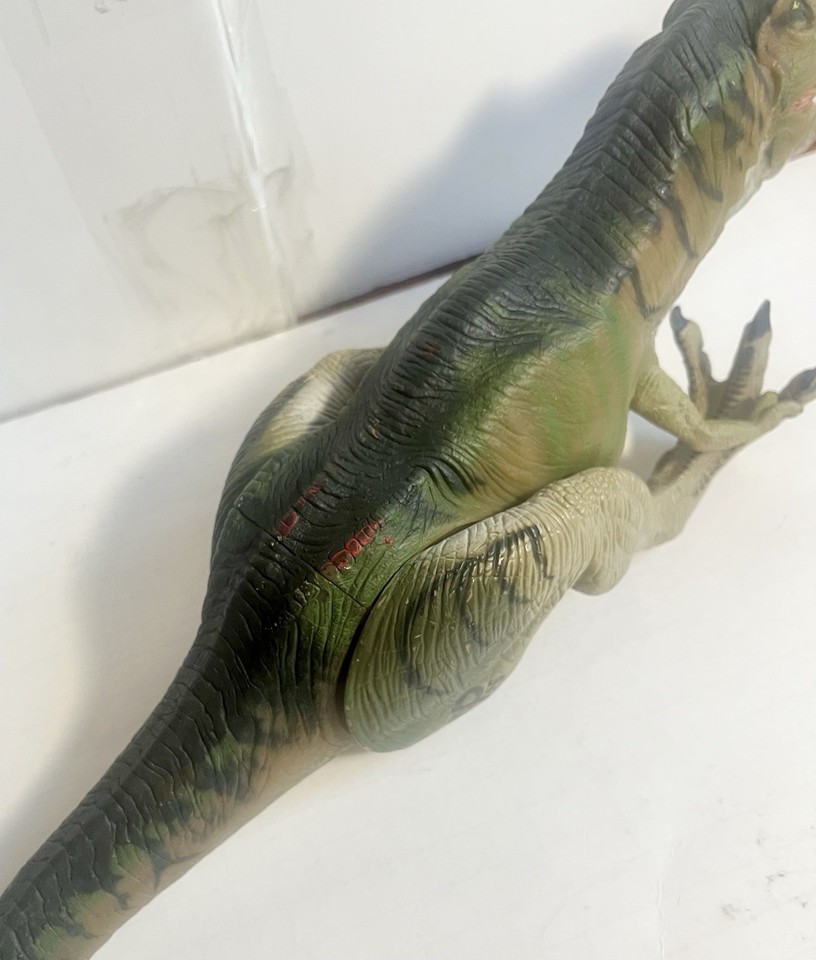1997 Jurassic Park Lost World JP29 bull T-Rex Site B Dinosaur By Kenner ...