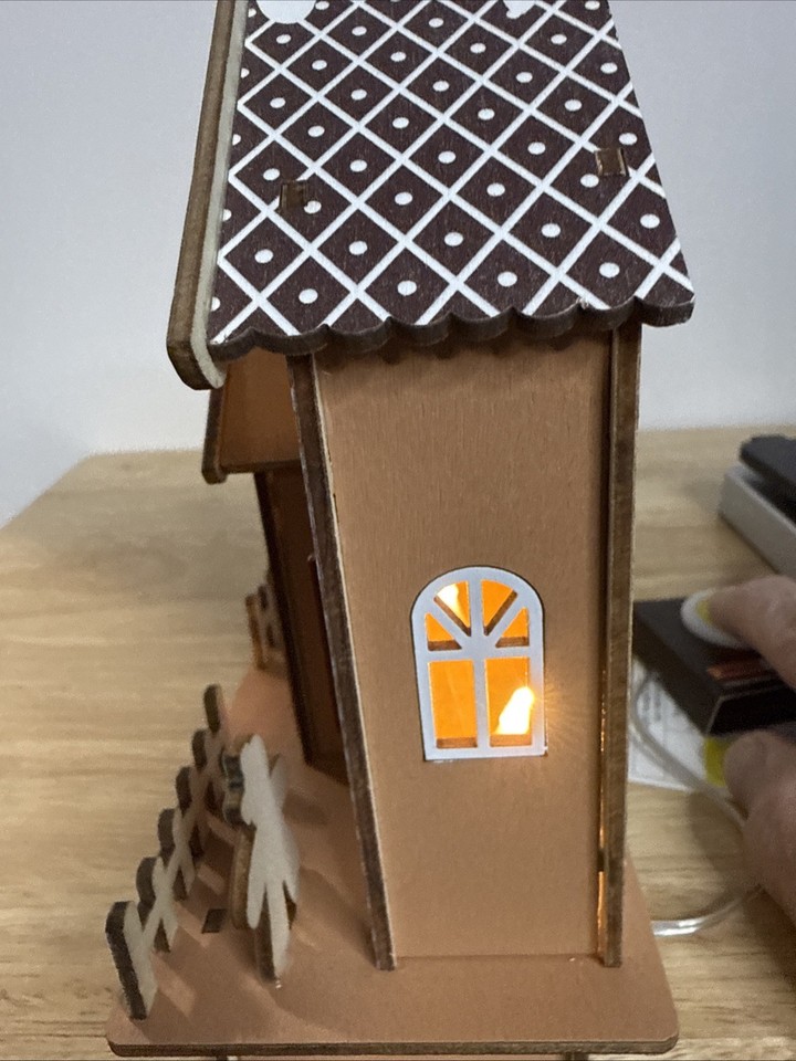 Wooden Gingerbread Candy House Christmas Decor Lights Up 7” Tall 6 ...