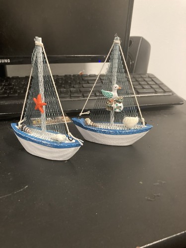 TIHOOD 4PCS Mini Sailboat Model Decoration Wooden Miniature Sailing ...