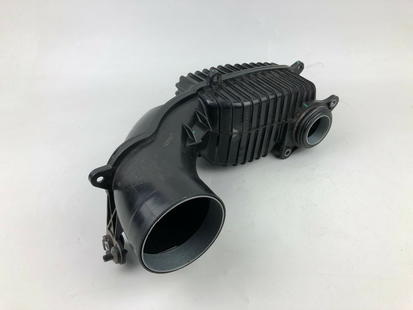 Volvo V40 S60 XC60 Engine Air Intake Inlet Hose With Resonator Unit ...