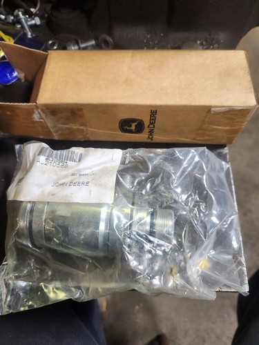 Hydraulic Quick Coupler AL210586 For John Deere 6010 6020 6100 6120 ...