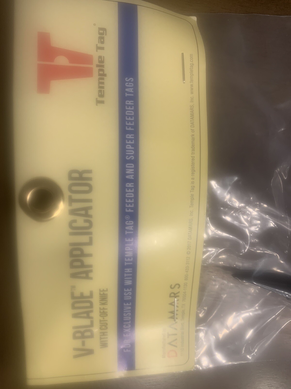 Temple Tag V-Blade Tagger (APPLICATOR) By Datamars. 73570. WITH CUT-OFF ...