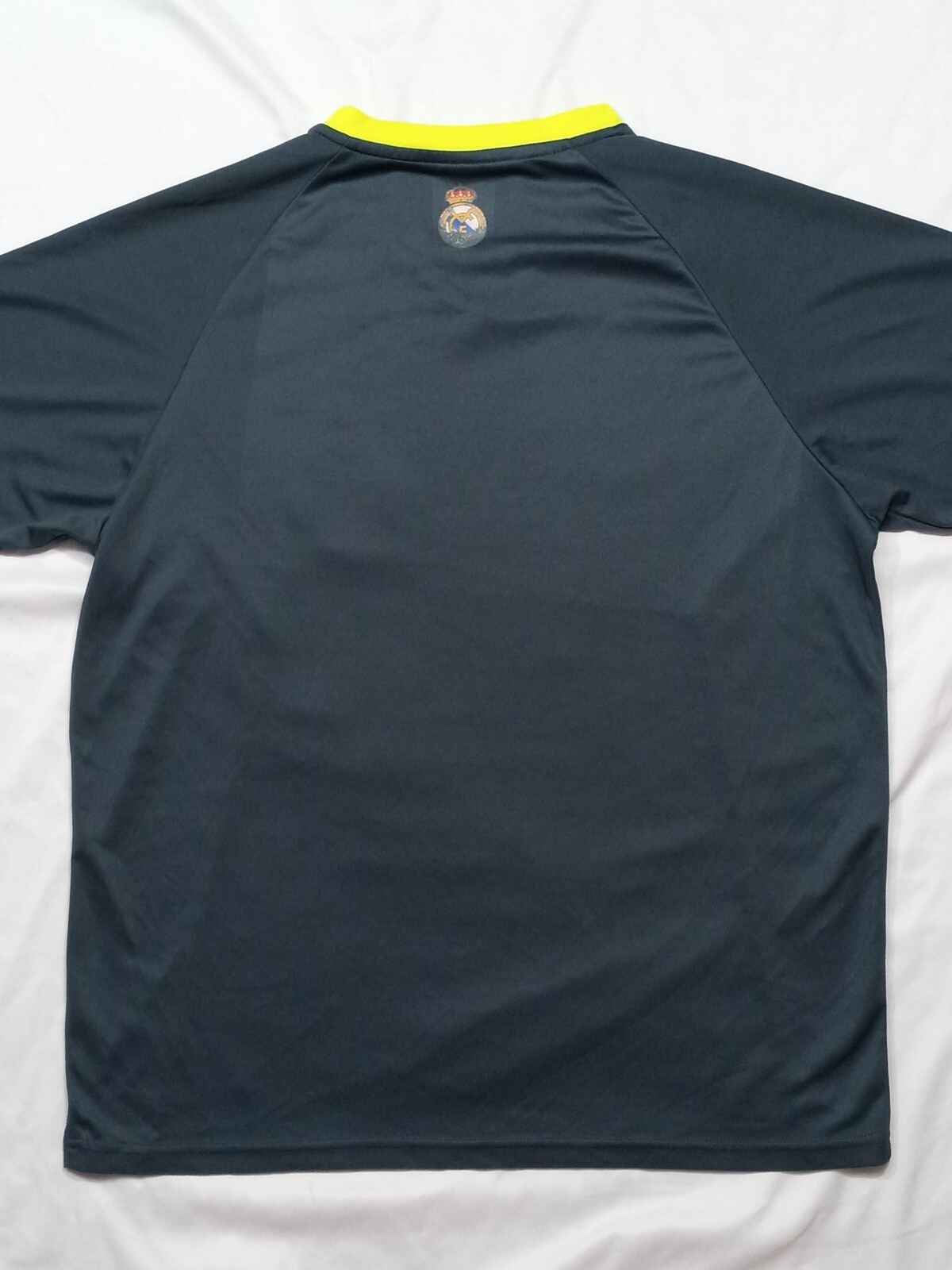 Real Madrid MCF Soccer Jersey Size Medium Gray/Green Short Sleeve | eBay