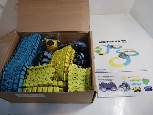 Neo Tracks 196 Piece Race Track Set with Light-Up Cars Flexible Glow ...