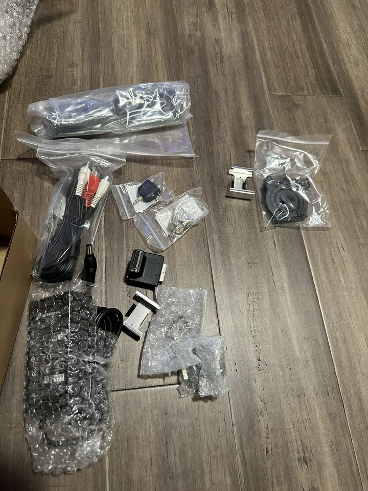 POLYCOM EAGLEEYE DIRECTOR II W/ 2x MPTZ-10 EAGLEEYE IV12X CAMERAS ...