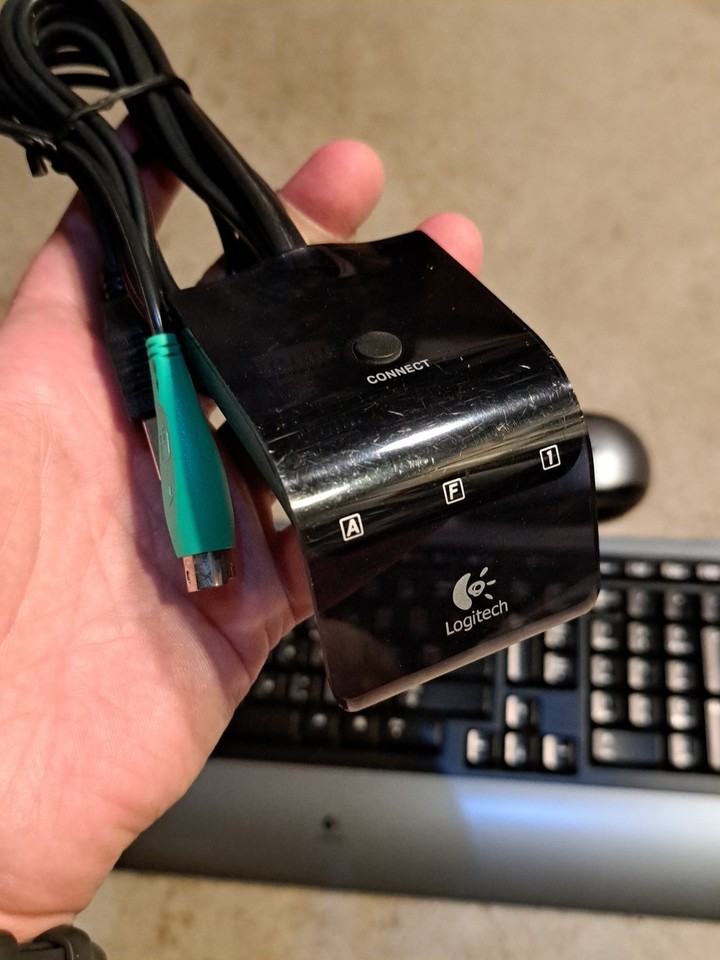 Logitech Cordless Desktop S510 Keyboard And Mouse And Receiver Y-RAK73 ...