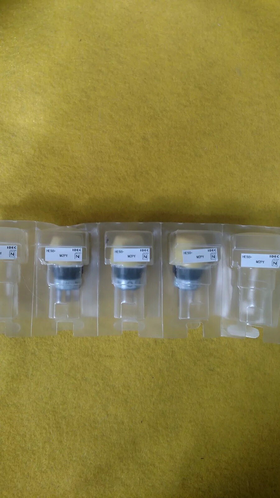 Lot Of 3 IDEC HE5B-M2 | eBay