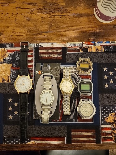 Vintage Watch Lot For Parts or Repair (Timex, Elgin, Wilson, others ...