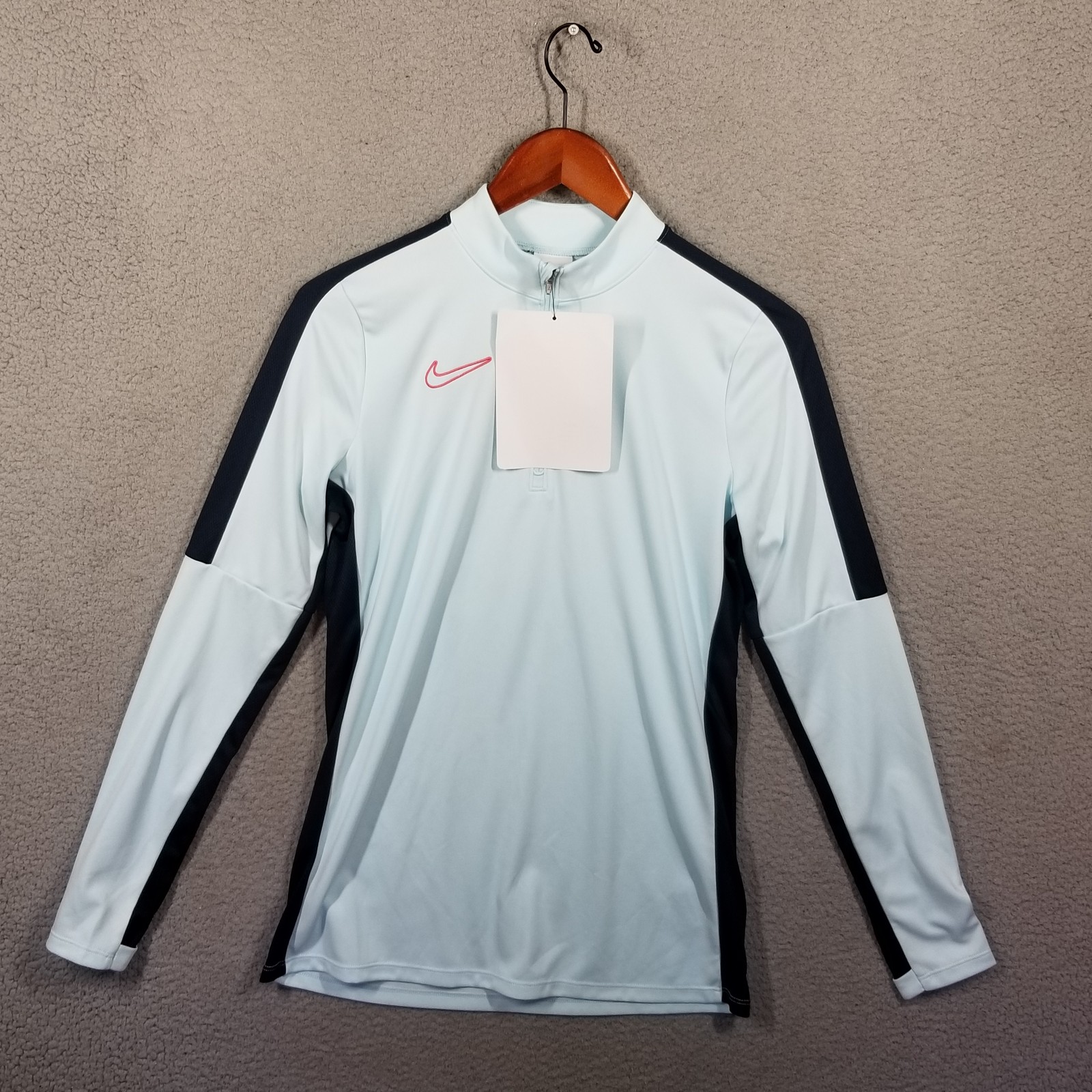 Nike Shirt Mens Medium Light Blue Black Dri Fit Long Sleeve Training ...