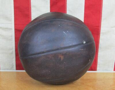 Vintage 1930s Leather Official Basketball Laceless Great Display Ball ...
