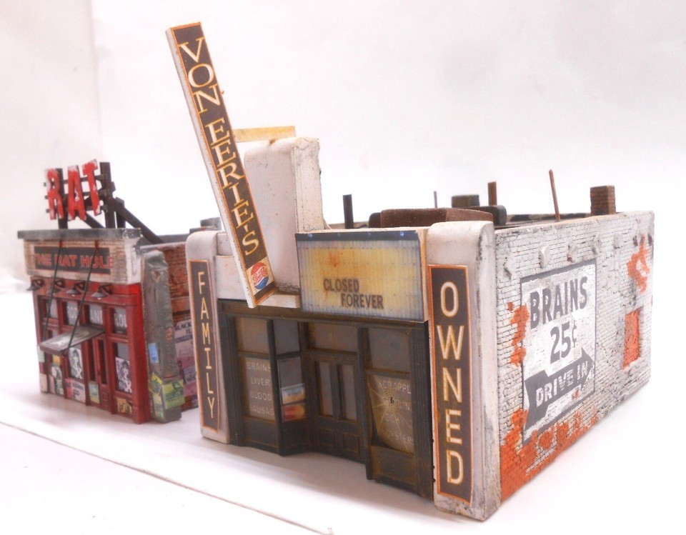Downtown Deco HO Scale Building 2 Kit Lot Biker Bar + Restaurant Great ...
