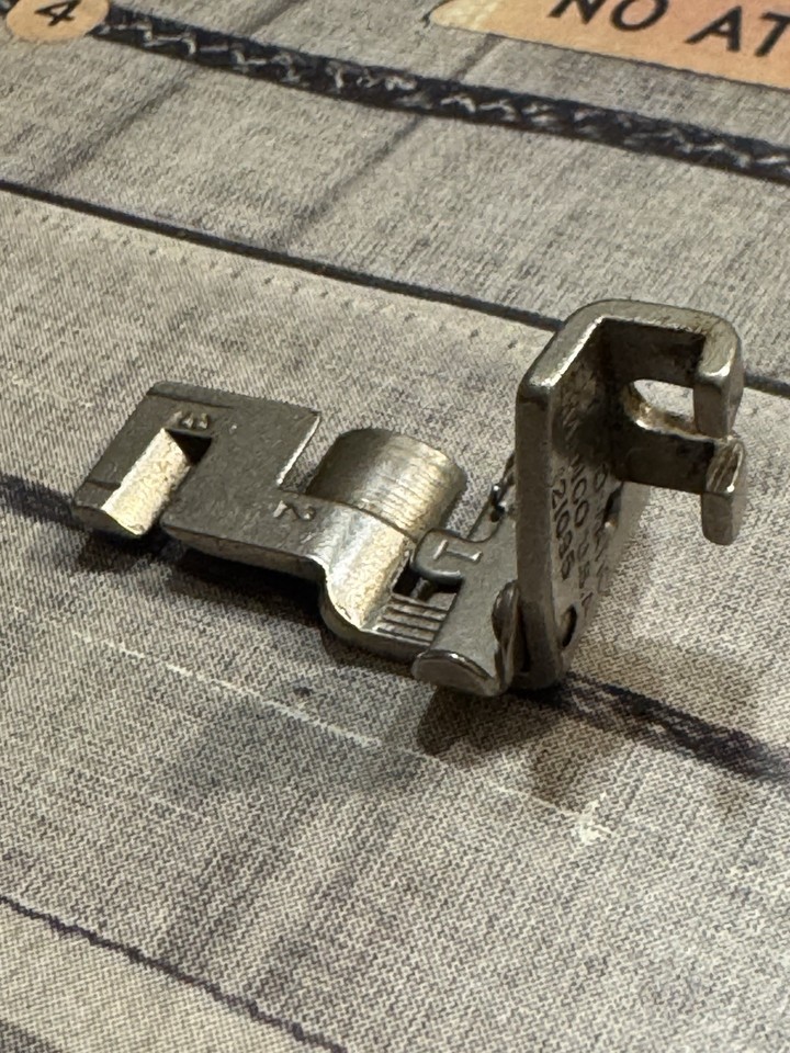 *RARE* Style-O-Matic Featherweight 221 Singer Simanco Sewing Machine ...