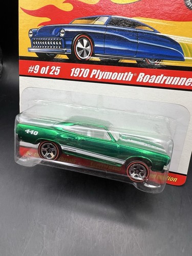 Hot Wheels Classics Series 1 - 1970 Plymouth Roadrunner Spectraflame ...