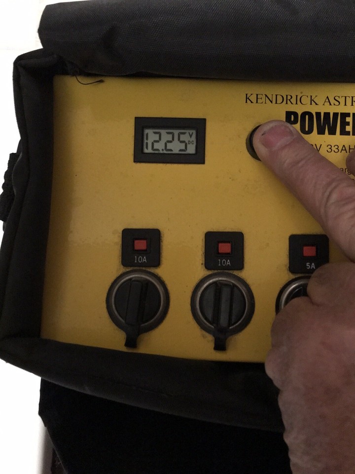 Kendrick Astro Instruments 2082 Power Pack 12V 33AH. Astronomy Dew ...