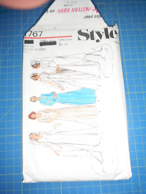 Style 1767; ©1977; Misses' Wedding or Bridesmaid's Dress size 14 | eBay UK