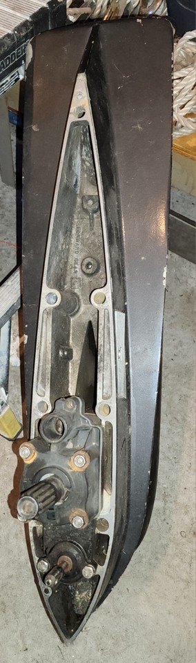 Force L-Drive Lower Unit Gear Case Complete 85 90 120HP 1989 1990 1991 ...