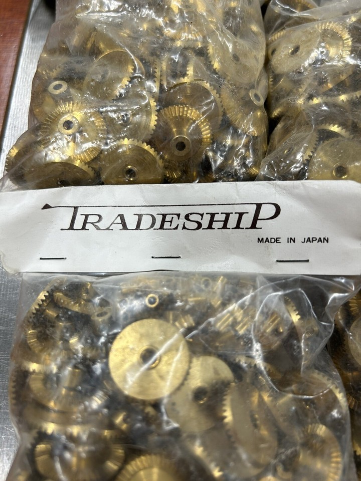 QTY 1 TRADESHIP BRASS 90 DEGREE BEVEL GEAR SET 45/10 TEETH 4.5:1 RATIO ...