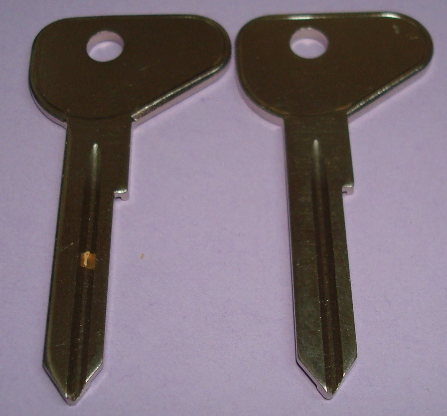 2 VW71 VOLKSWAGON VW BEETLE KEY BLANKS 1971 1972 1973 1974 1975 1976 ...