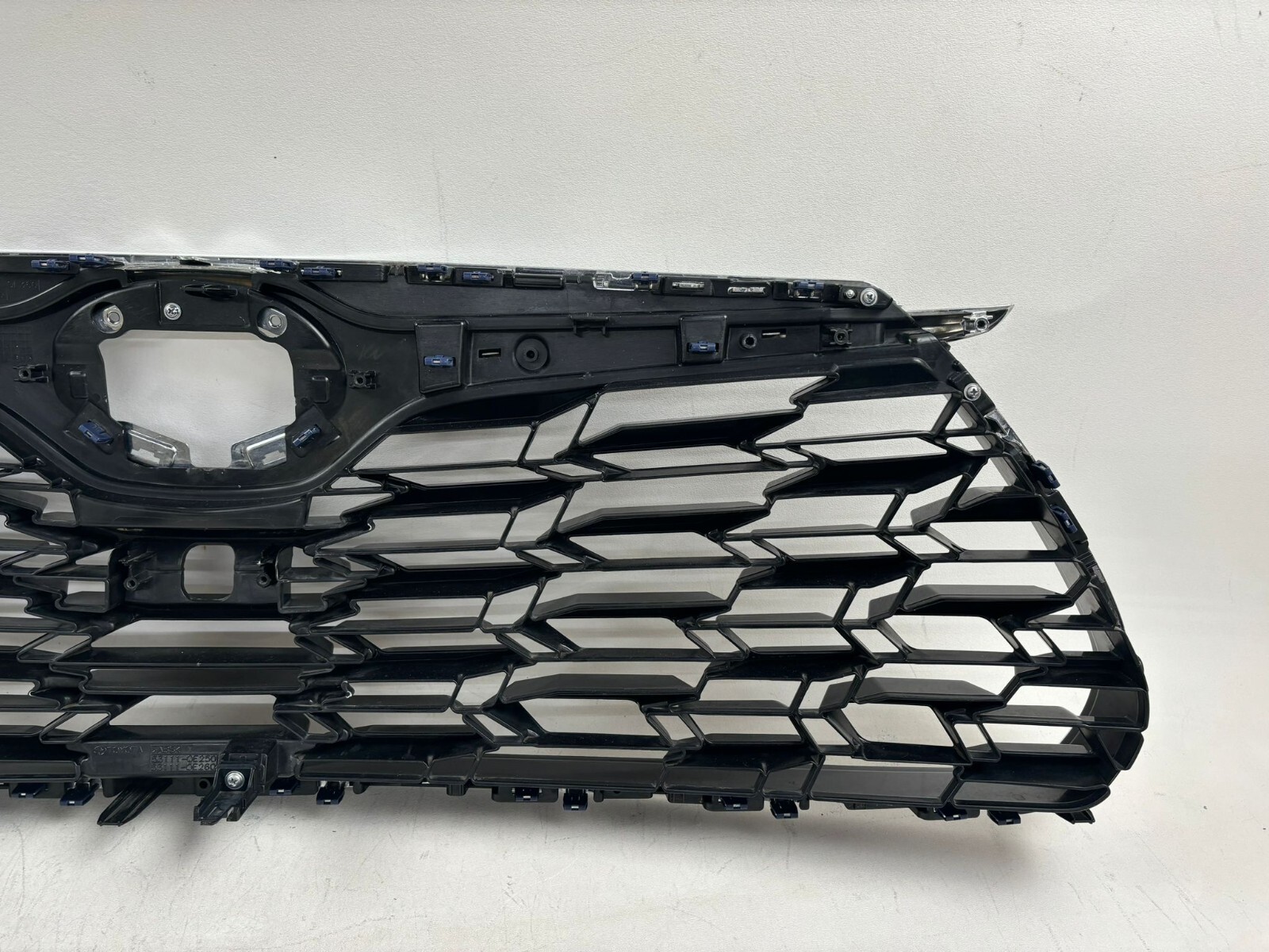 2020-2024 TOYOTA HIGHLANDER GRILLE ASSEMBLY OEM FRONT CENTER GRILL ...